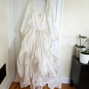 Selkie | Dresses | Selkie Queen Of Angels Silk Ivory Wedding Gown Size ...
